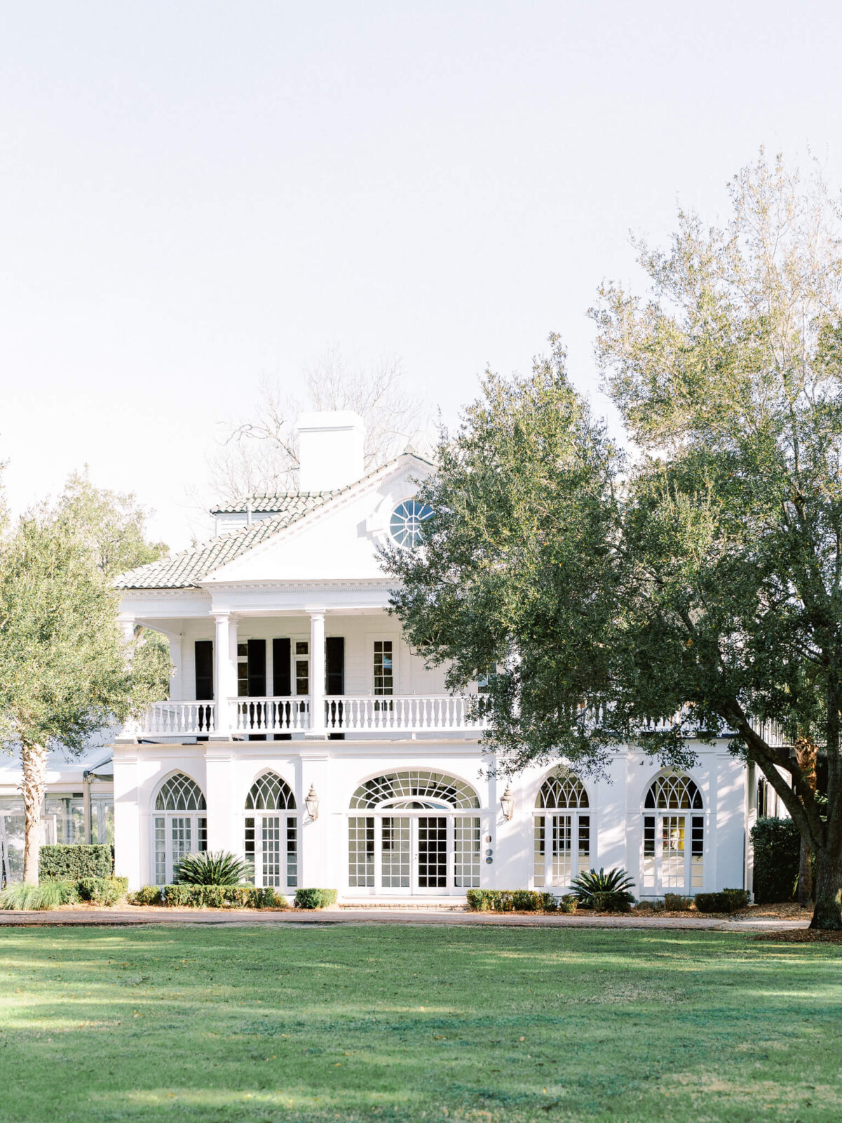 The Breathtaking Lowndes Grove Wedding Venue in Charleston